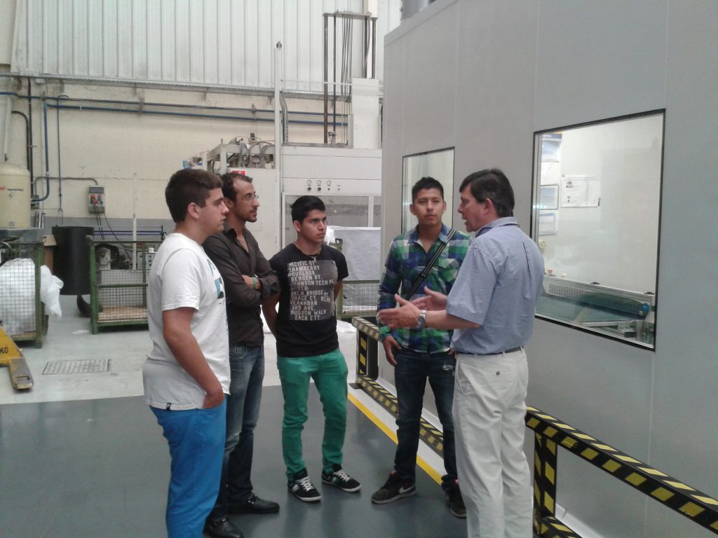 Walter Pack apoya un modelo educativo aplicado – Greenpower Gaztelueta